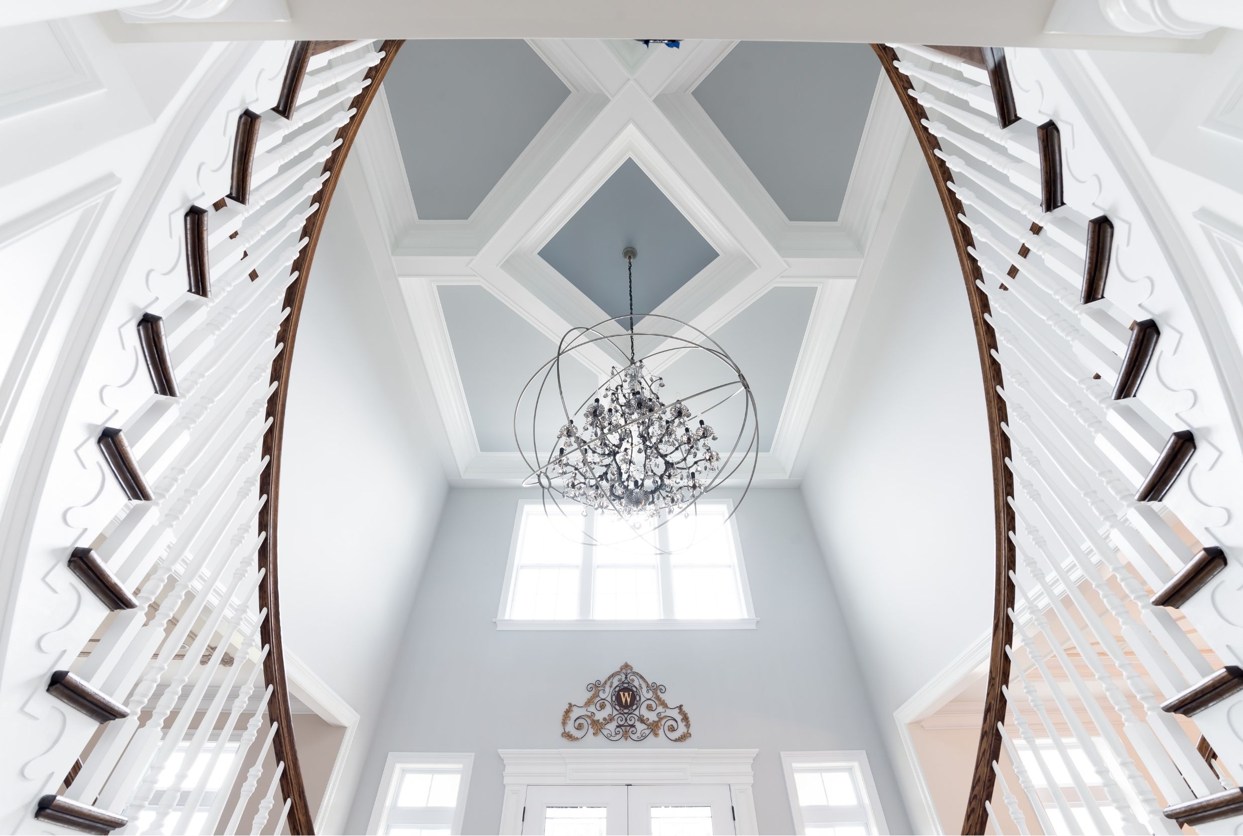How To Paint Your Ceiling Like a Pro (and Minimize Drips!)